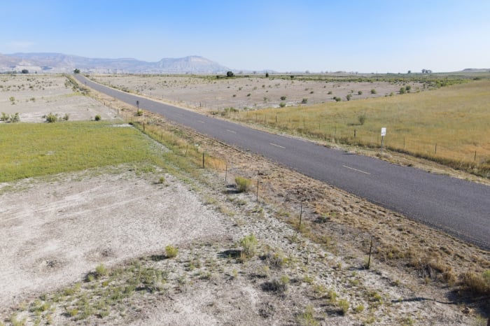 Perma-Zyme Soil Stabilizer Road Features